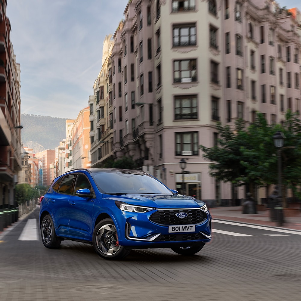 Noul Ford Kuga: SUV Hybrid cu încărcare self-charging | Ford RO